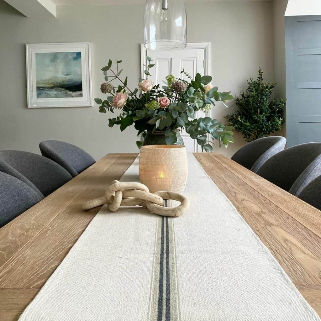 33 Table Runner Ideas to Enhance Your Dining Experience