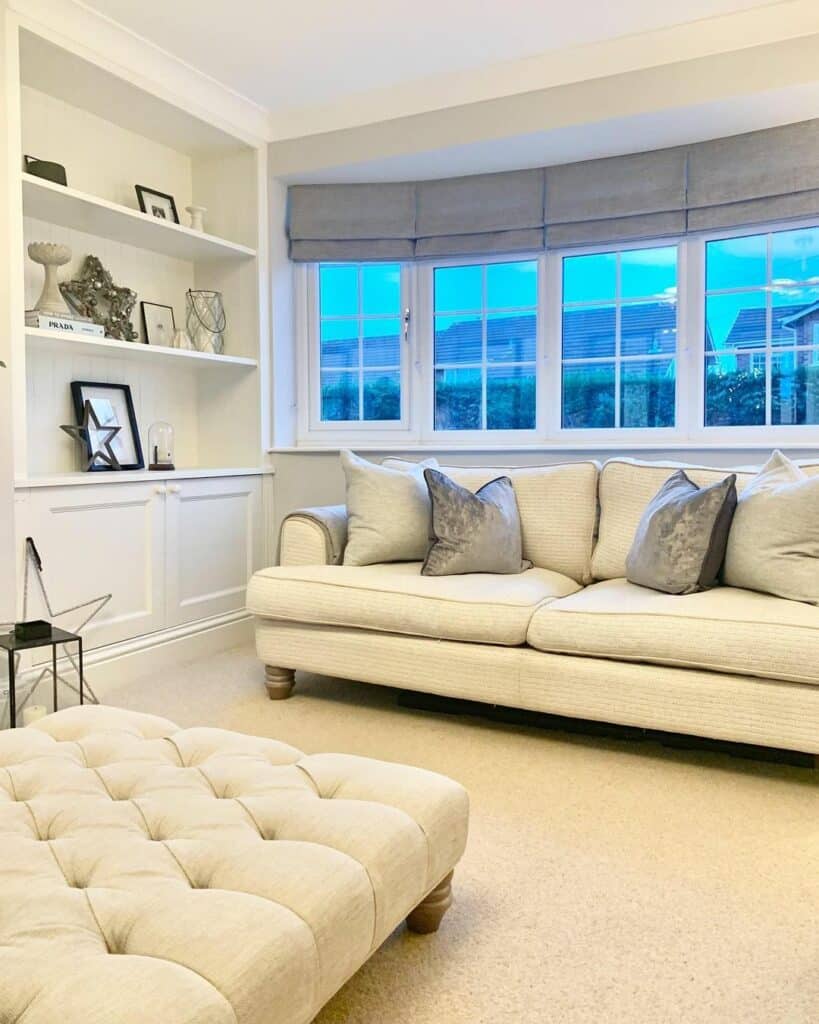 12 Bay Window Curtain Ideas to Show Off Your View