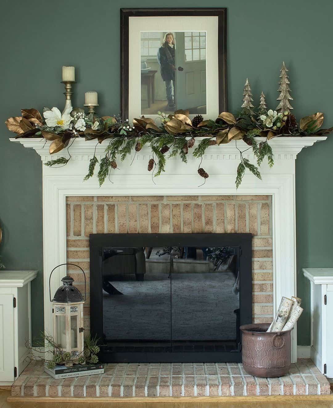 25 Green Wall Ideas To Spruce Up Your Home