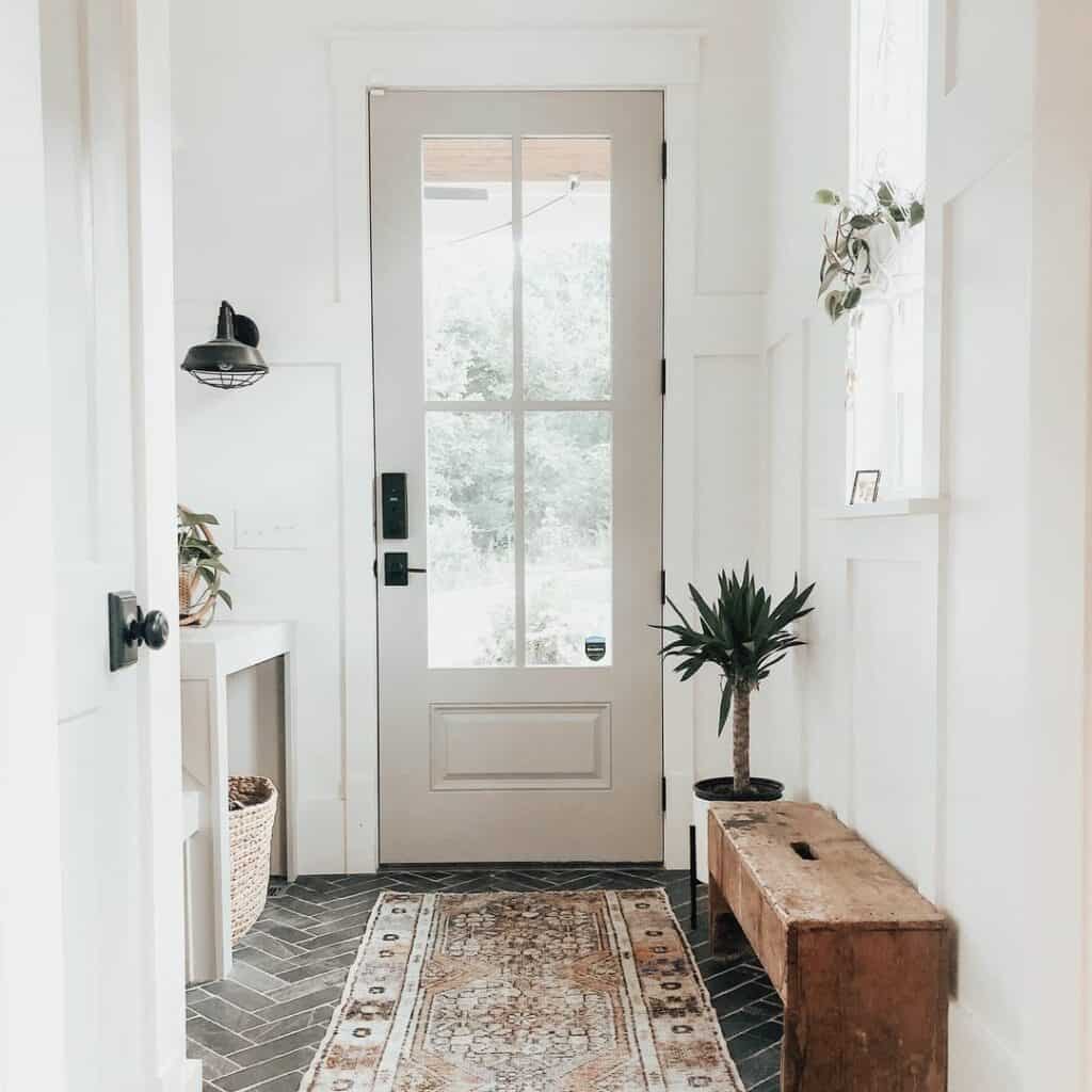 30 Gorgeous Flooring Ideas for Entryways of All Styles