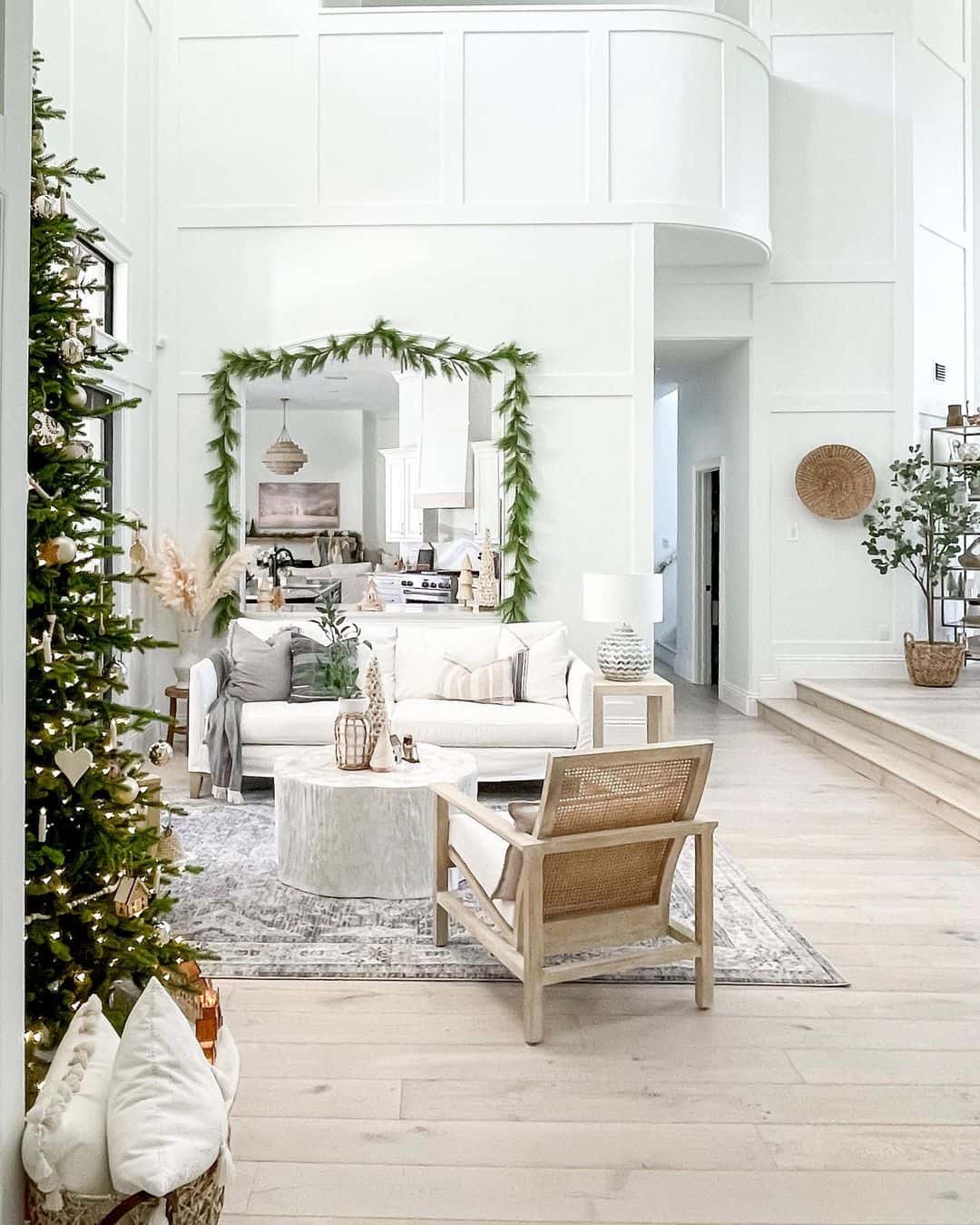 12 Awkward Living Room Layout Ideas for The Trickiest Spaces