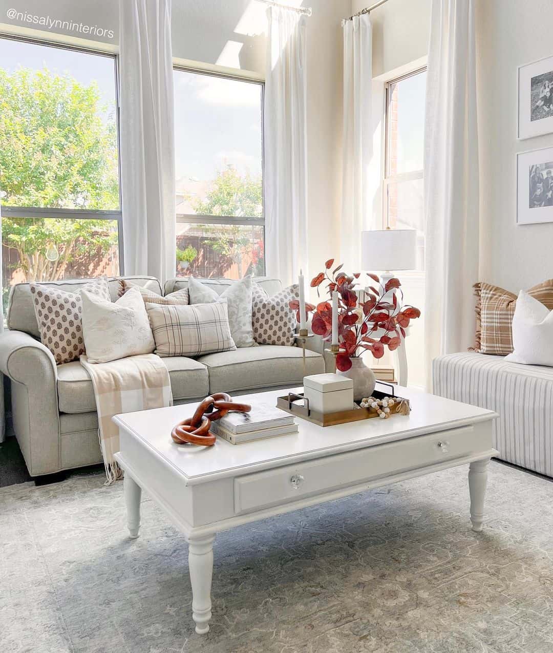 28 Gorgeous Curtains for Big Windows to Upscale Your Home