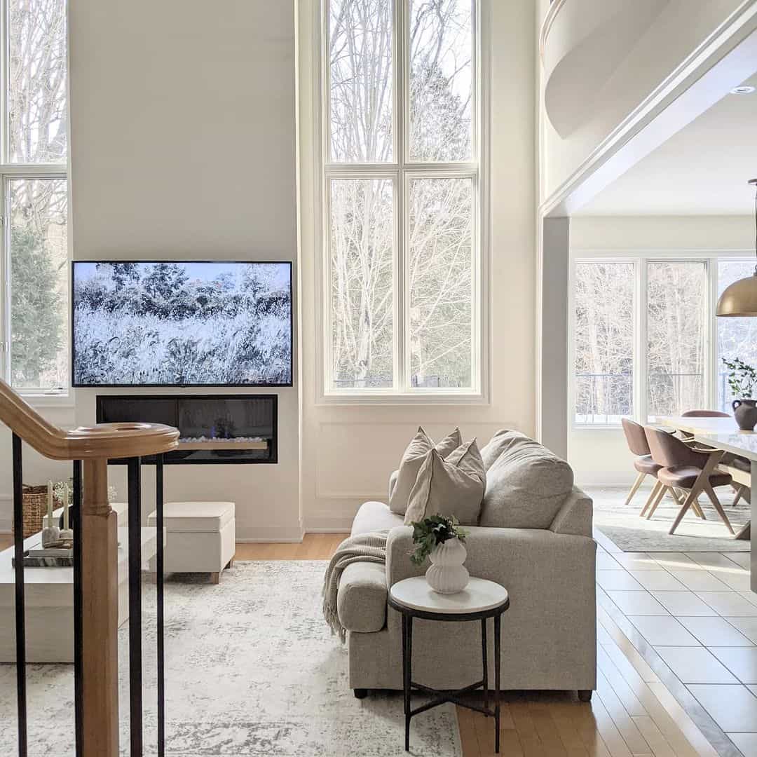 30 Classic Window Grids That Create a Decorative Accent