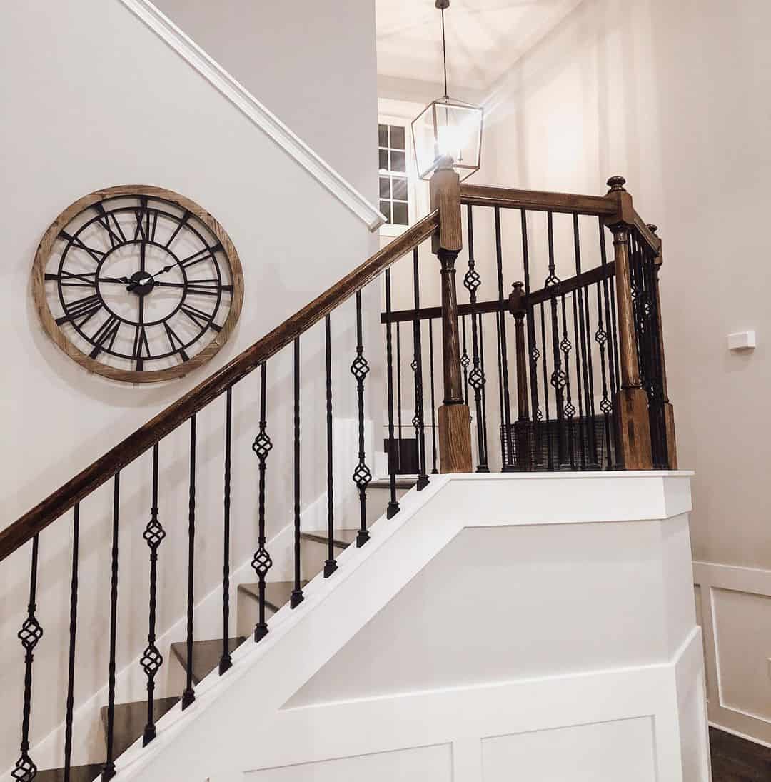 23 Staircase Chandelier Inspirations To Transform Your Home
