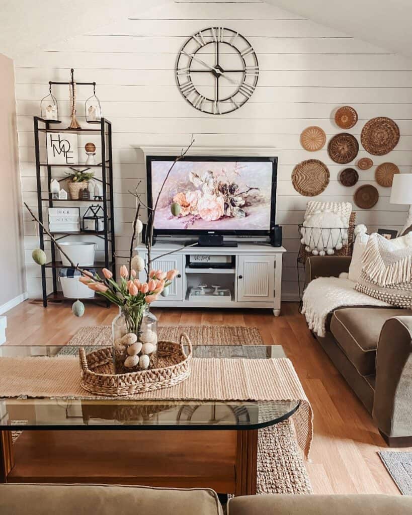 23 Small Living Room with TV Ideas to Maximize your Space