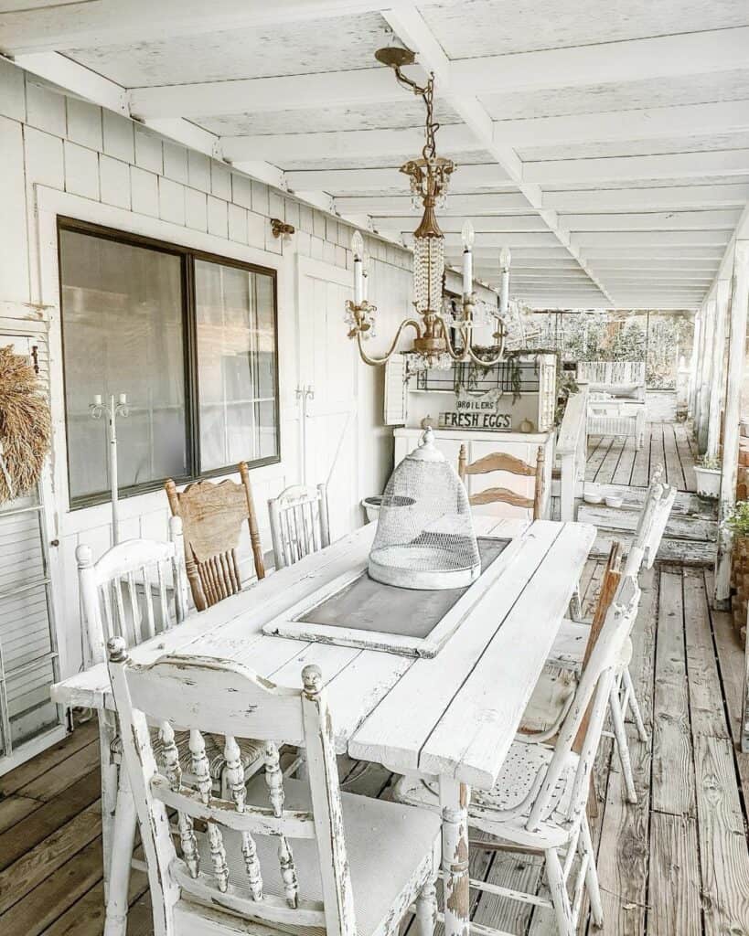 30 Farmhouse Porch Ideas for a Welcoming Home