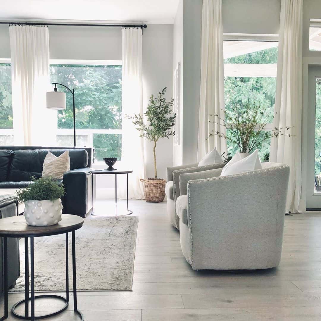 28 Gorgeous Curtains for Big Windows to Upscale Your Home