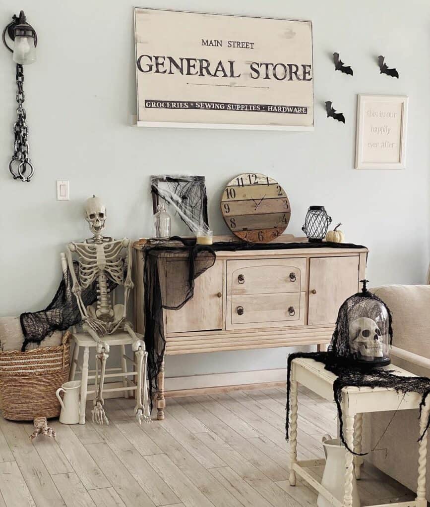 31 Spooky Décor Ideas that will Shiver and Delight