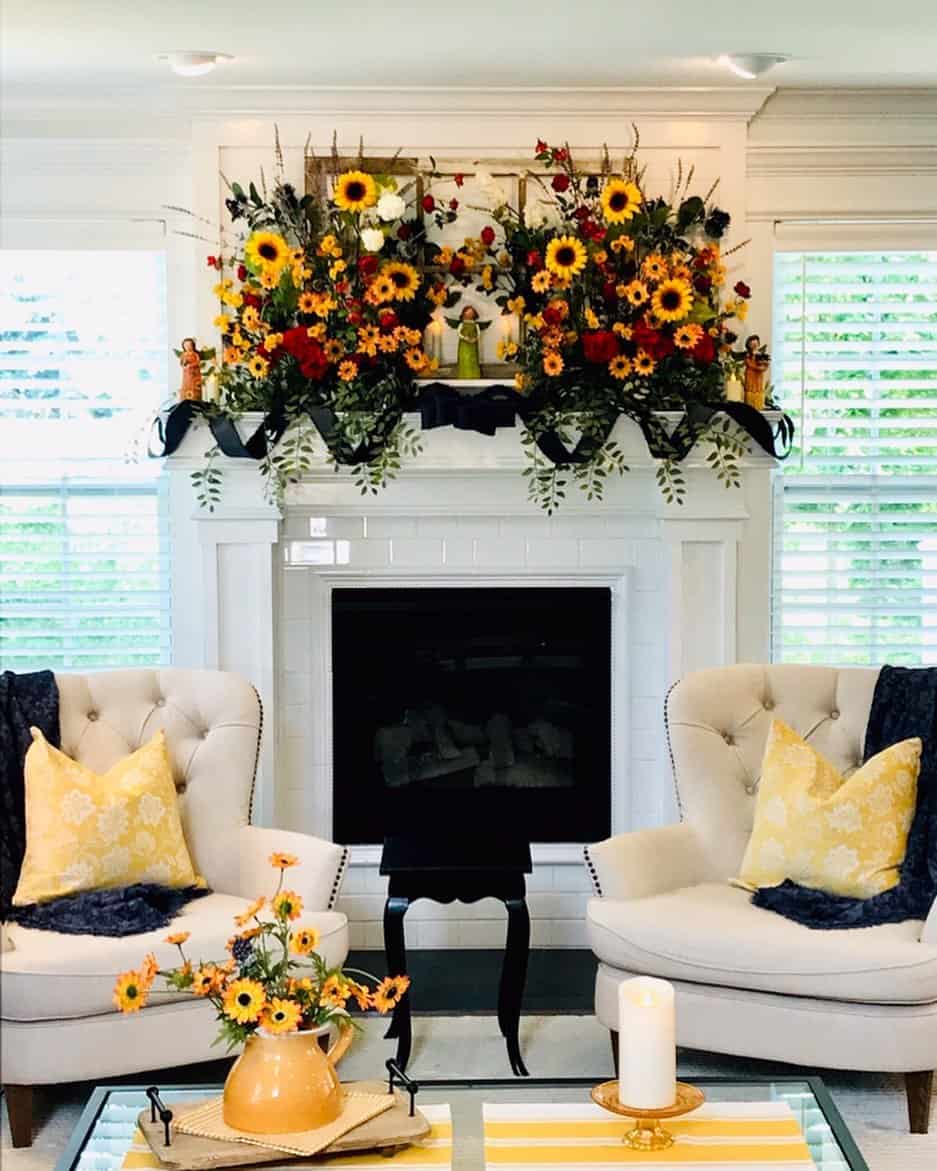 29 Summer Mantel Décor Ideas to Make Your Fireplace Blossom