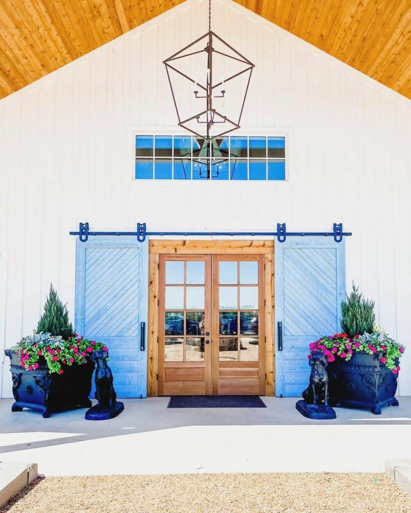 20 Double Sliding Doors for a Non-Traditional Doorway