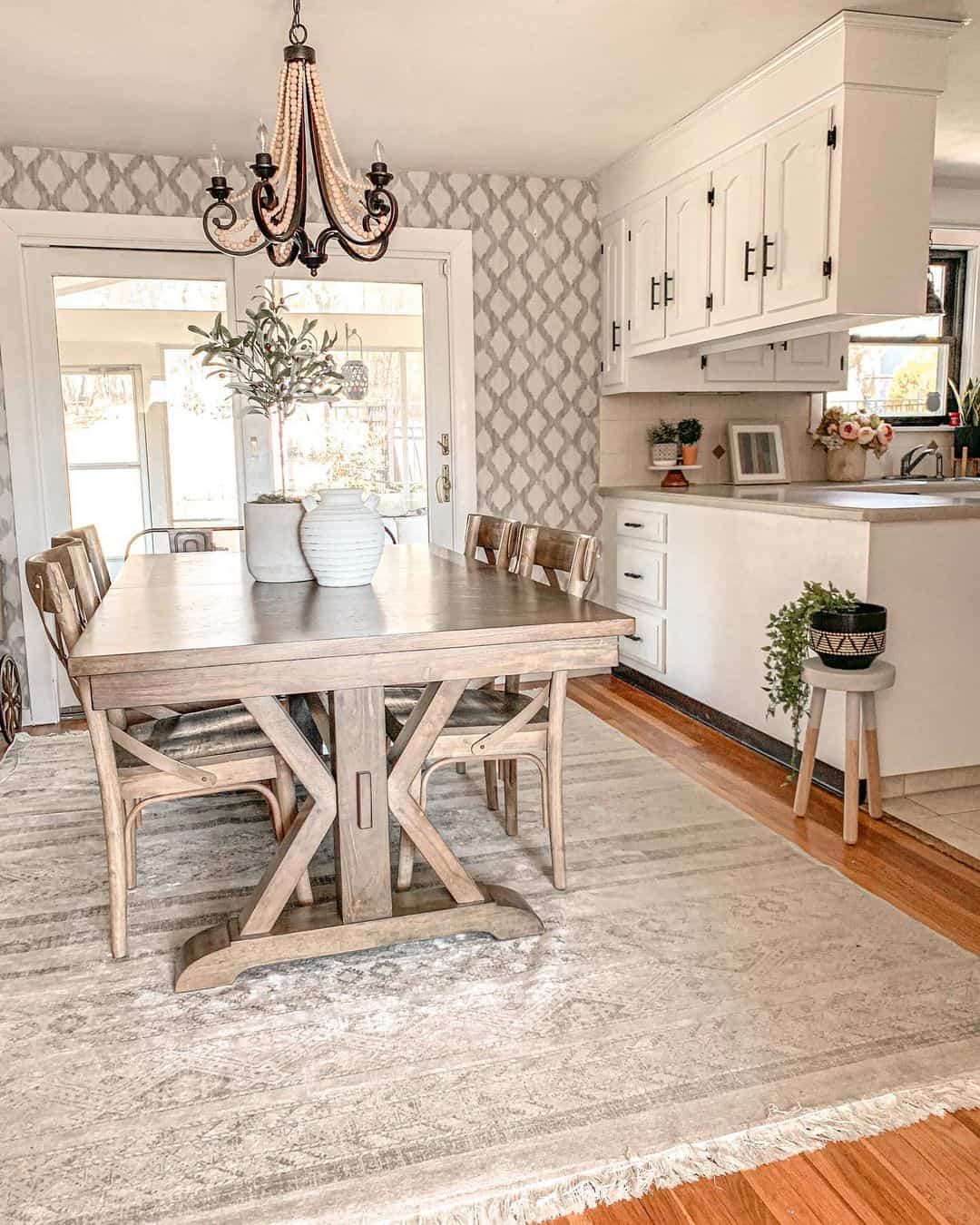 23 Dining Room Wallpaper Ideas You Need to Consider