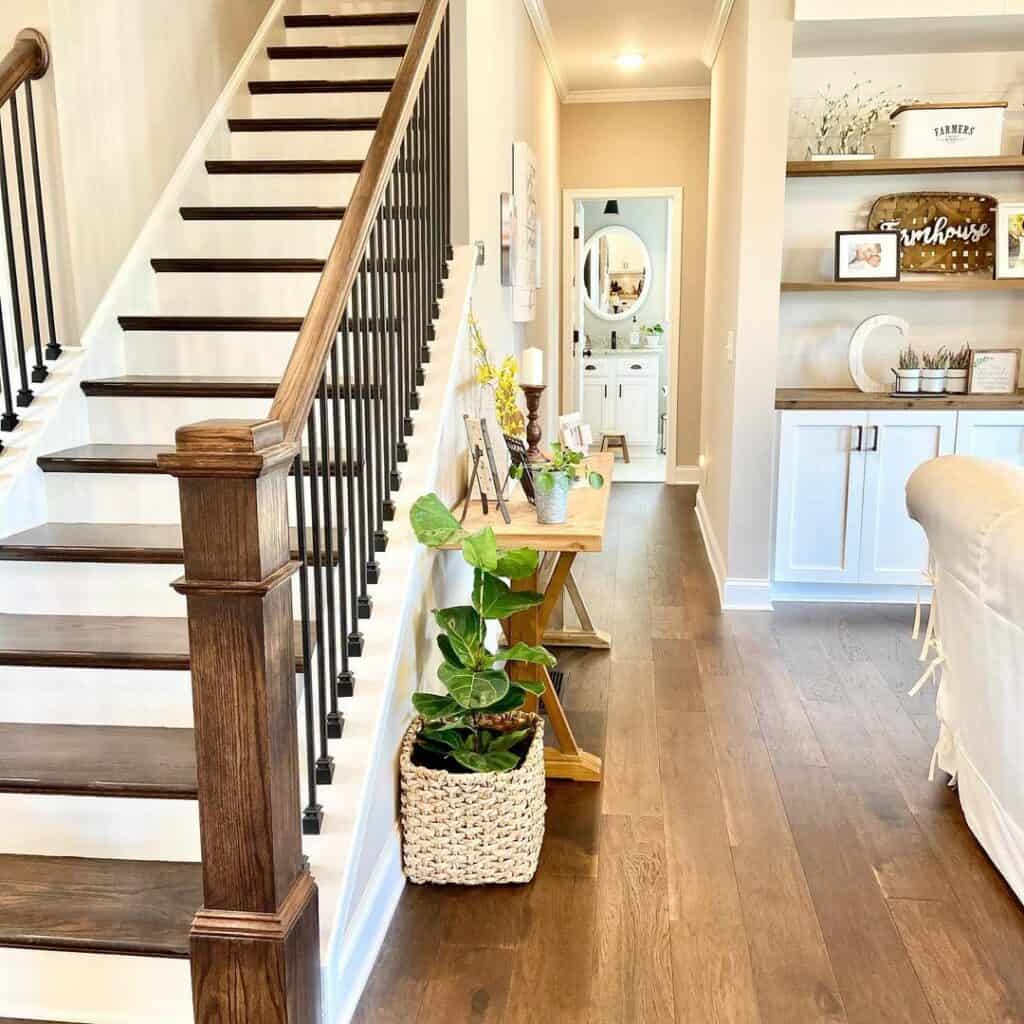30 Stunning Modern Farmhouse Staircase Ideas
