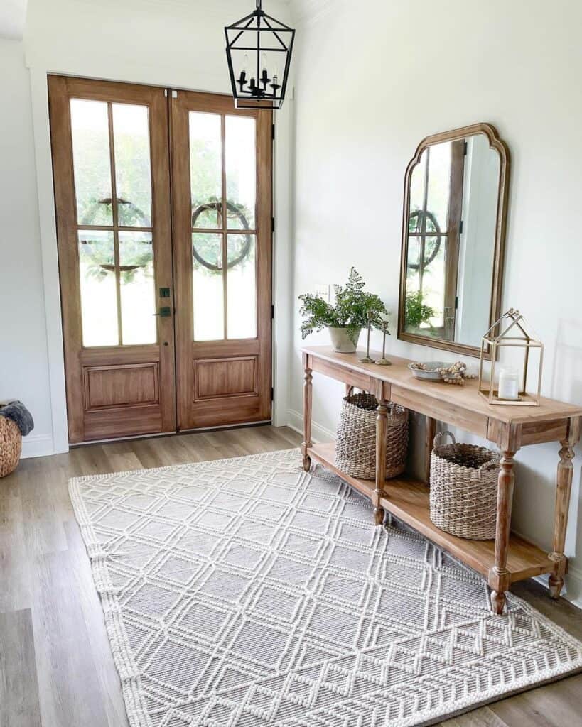 29 Farmhouse Foyers to Make Your Guests Feel Welcomed
