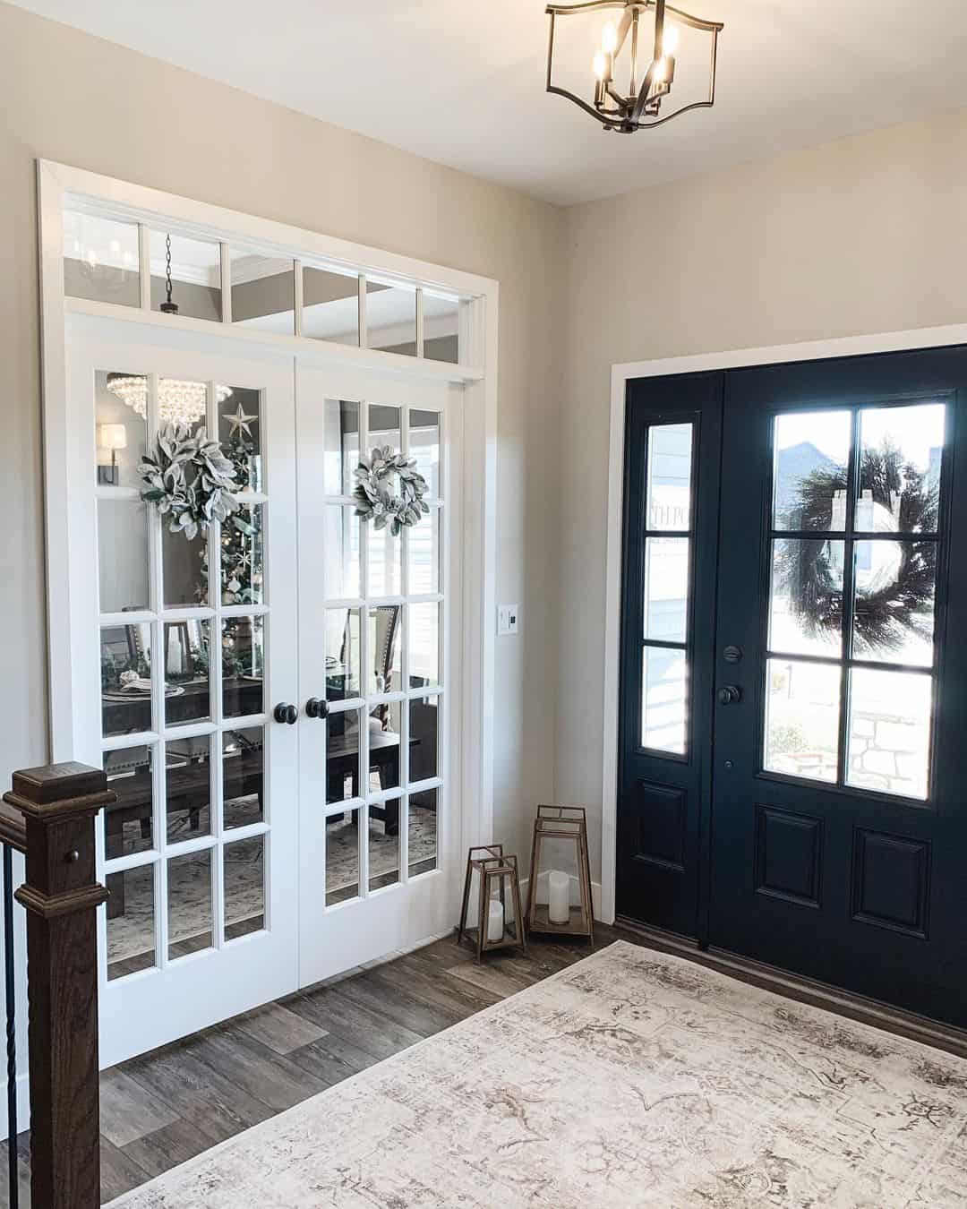 26 Transom Windows to Add to Your Abode