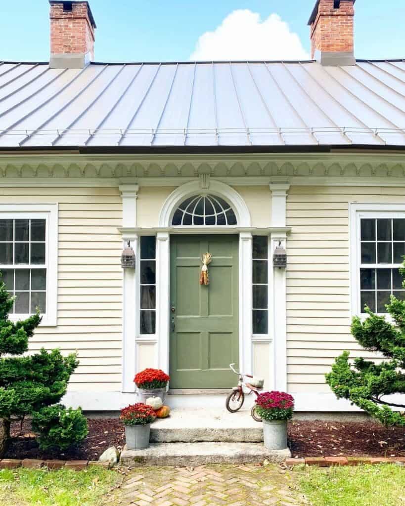 30 Transom Door Designs to Transform Your Home