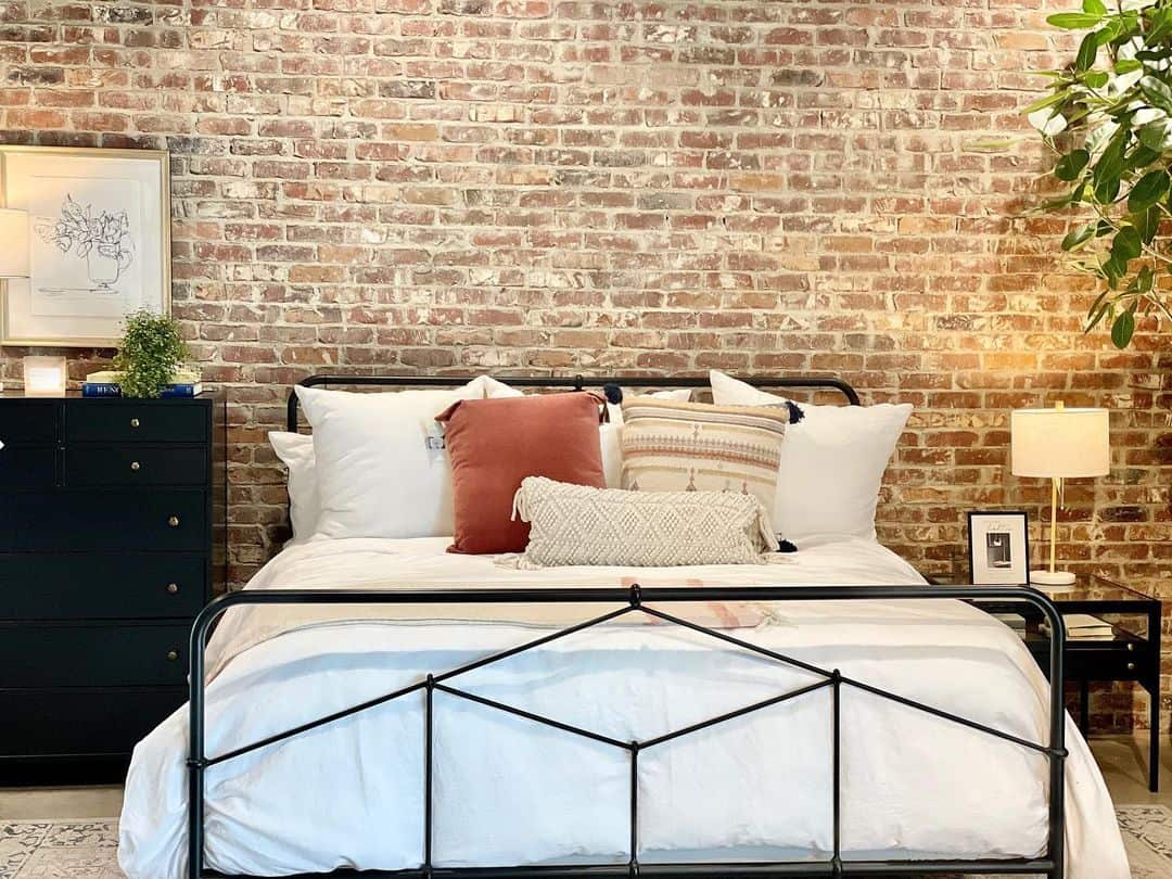 30 Brick Walls to Create an Architectural Feature in Your Home