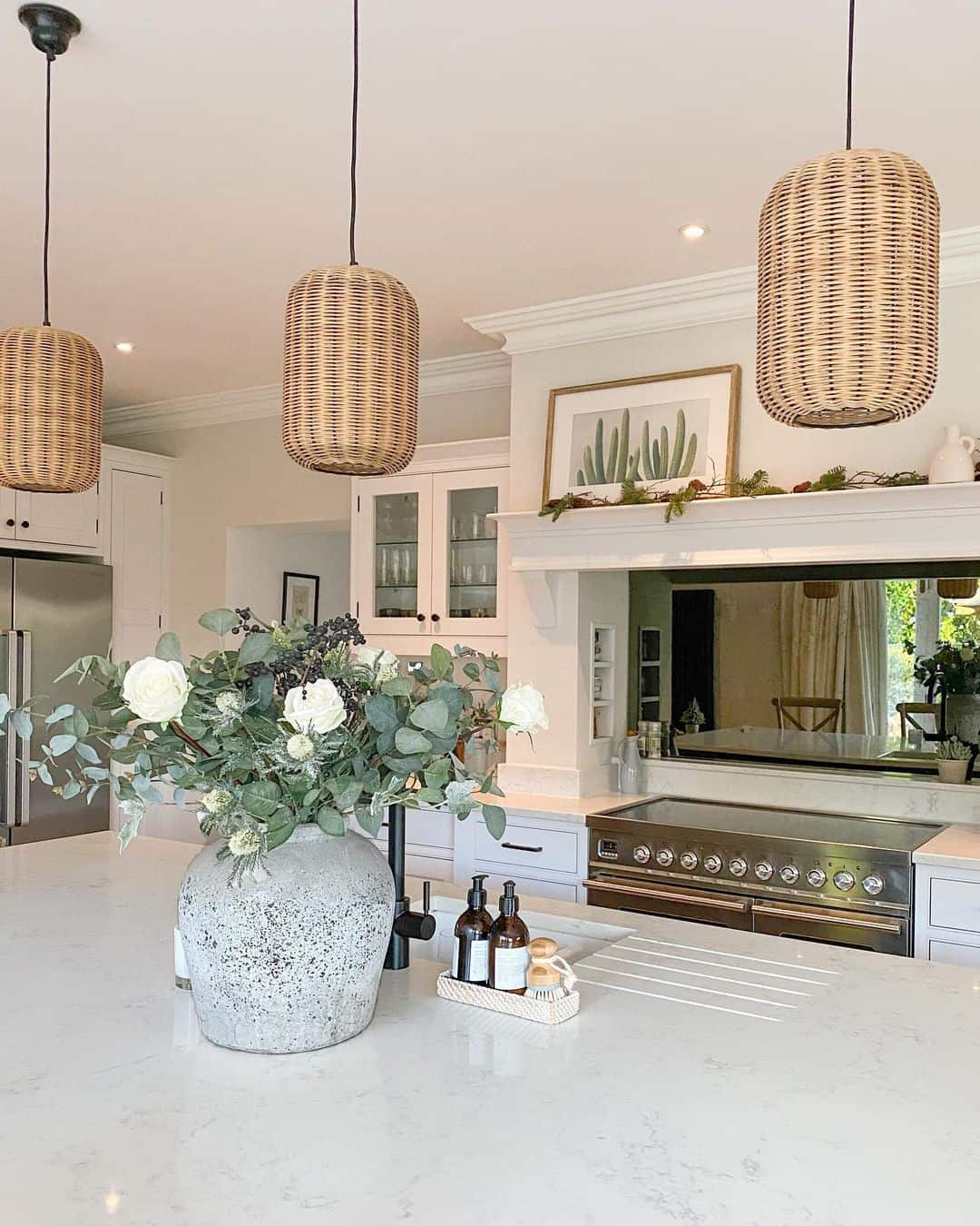 28 Kitchen Countertop Décor Ideas You’ll Love Looking At