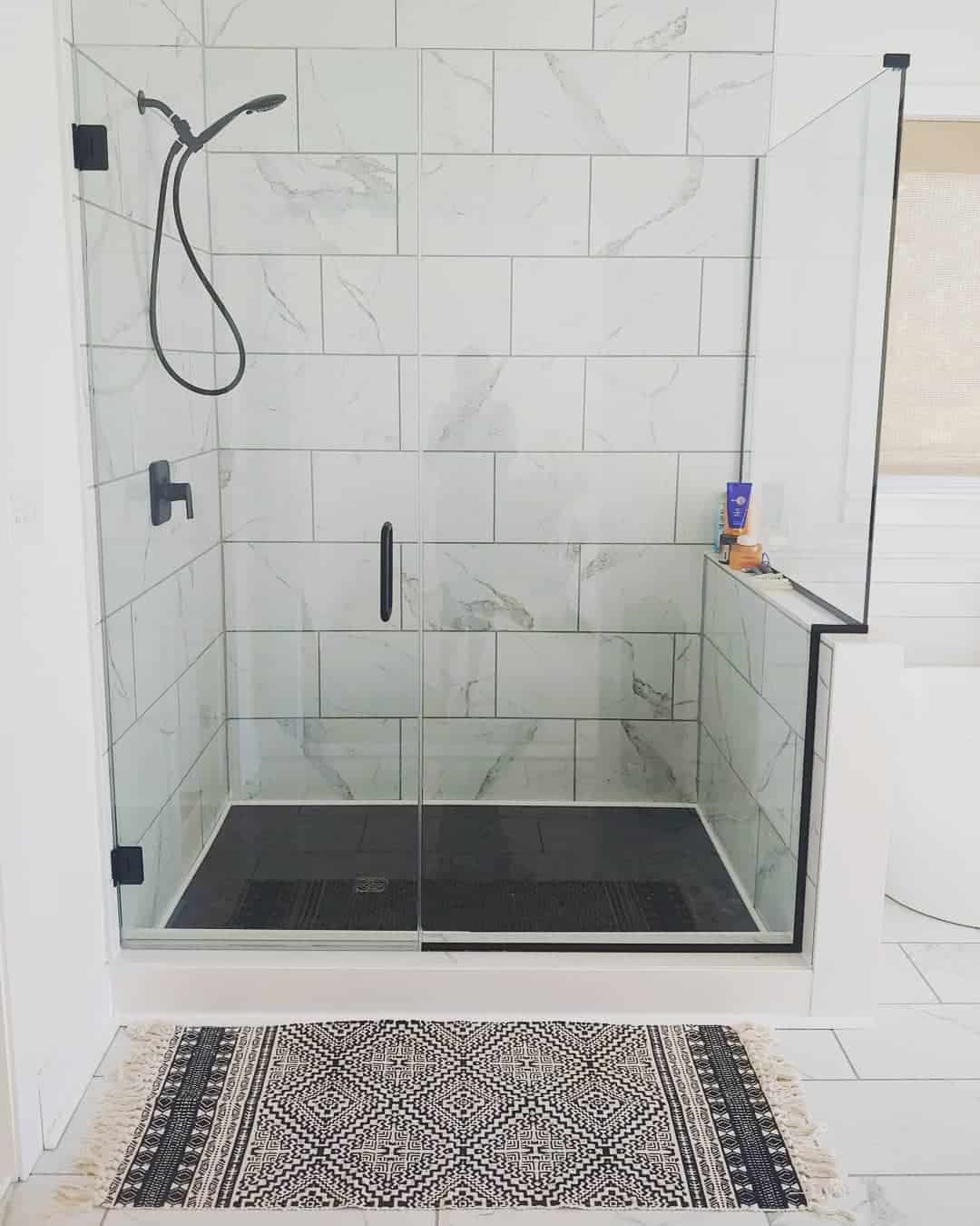23 Marble Shower Ideas For a Luxury Bathroom Oasis