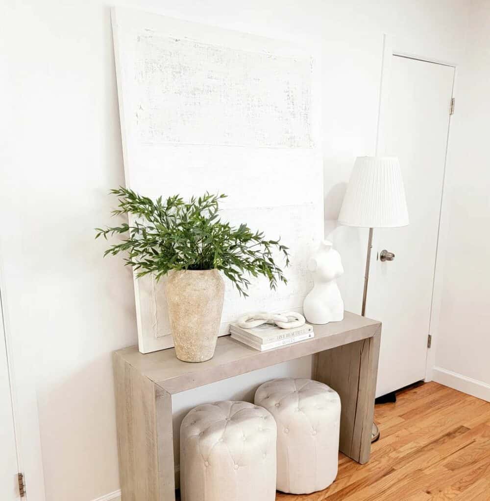 30 Entry Table Décor Ideas for the Best First Impressions
