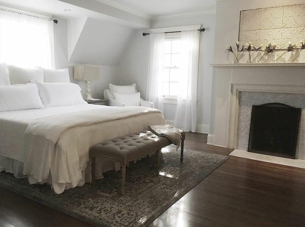 30 Creative Farmhouse Master Bedroom Décor Ideas