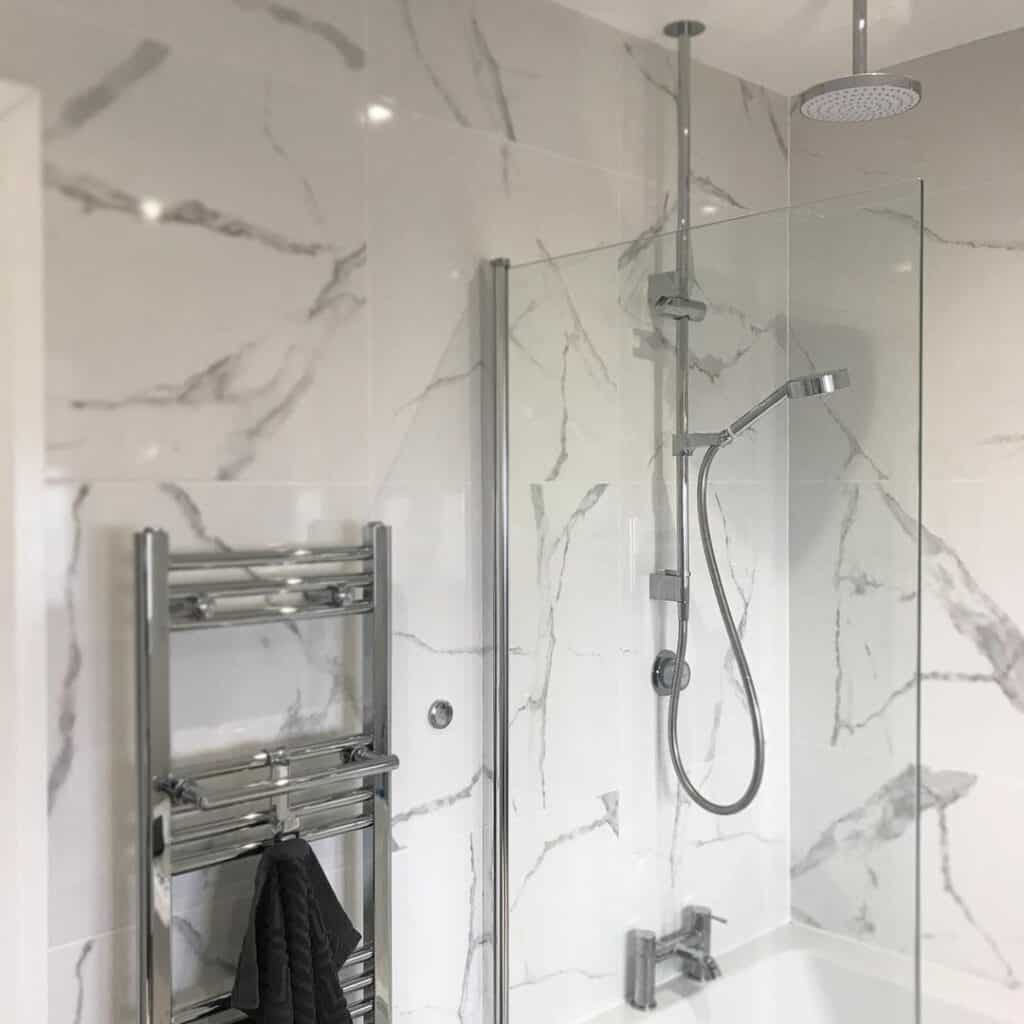23 Marble Shower Ideas For a Luxury Bathroom Oasis