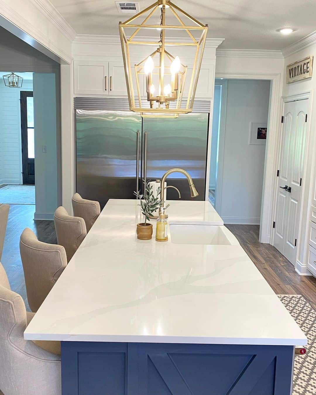 20 Navy Island Ideas For Your Kitchen