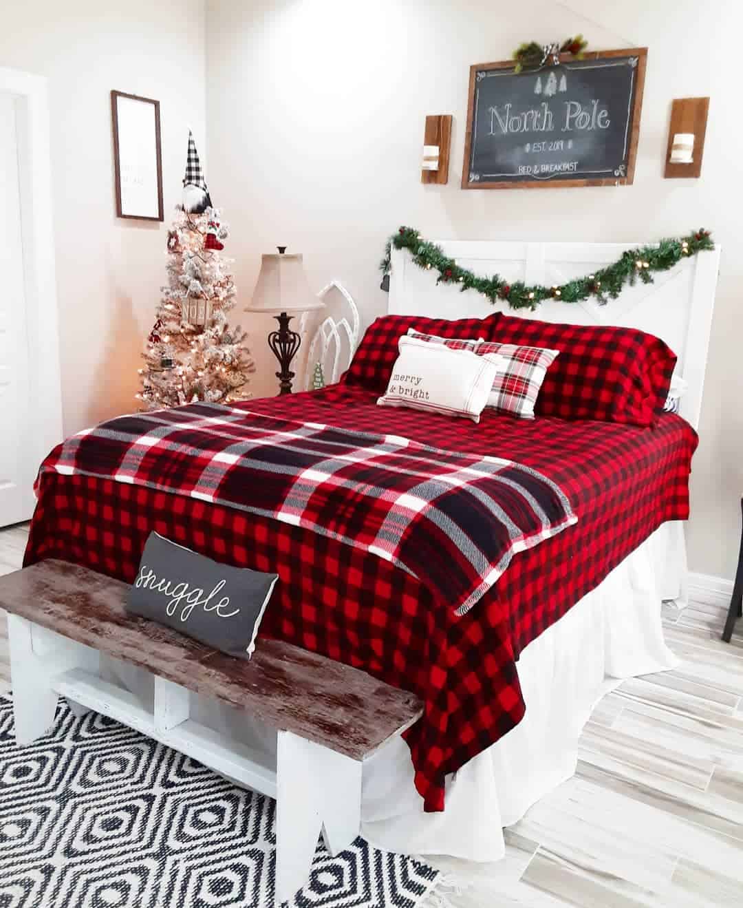 30 Bright and Bold Red Bedroom Ideas