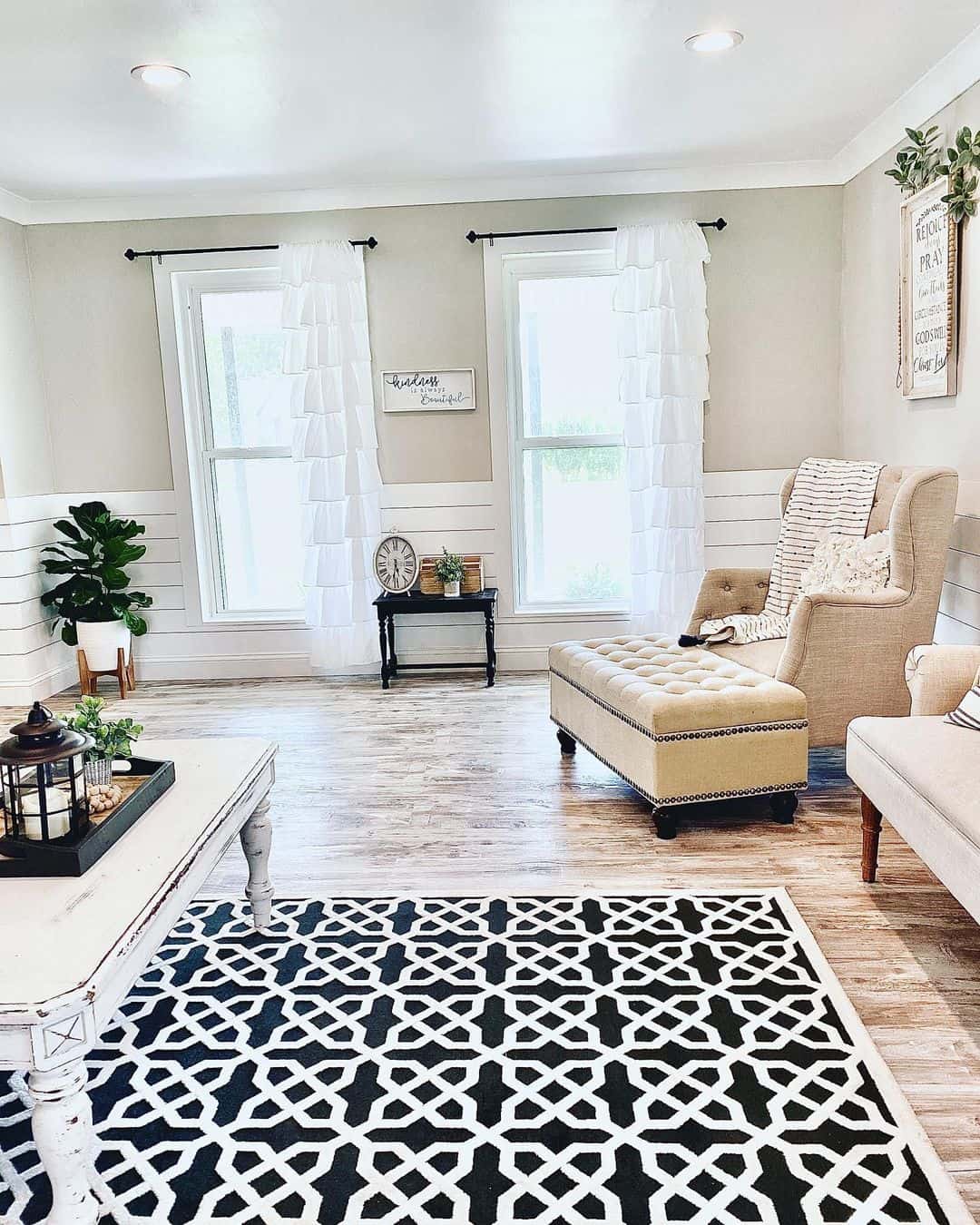 30 Living Room Window Styles That Add Character to Your Home