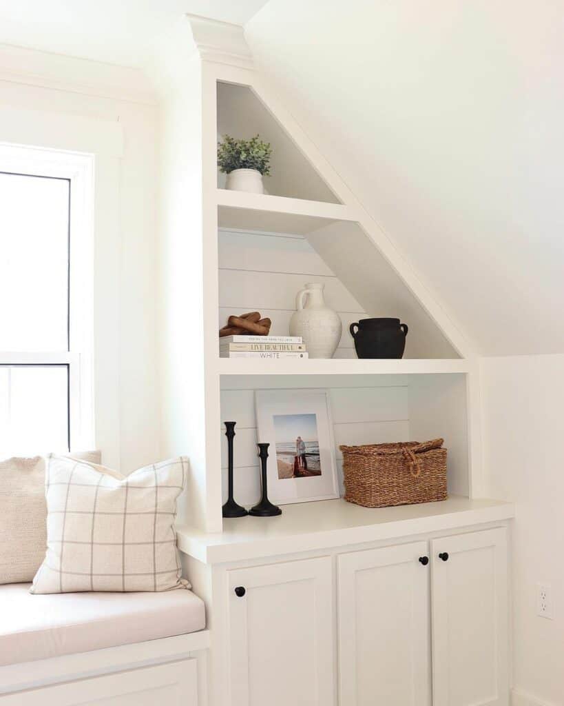 24 Window Nook Ideas to Create a Relaxing Space