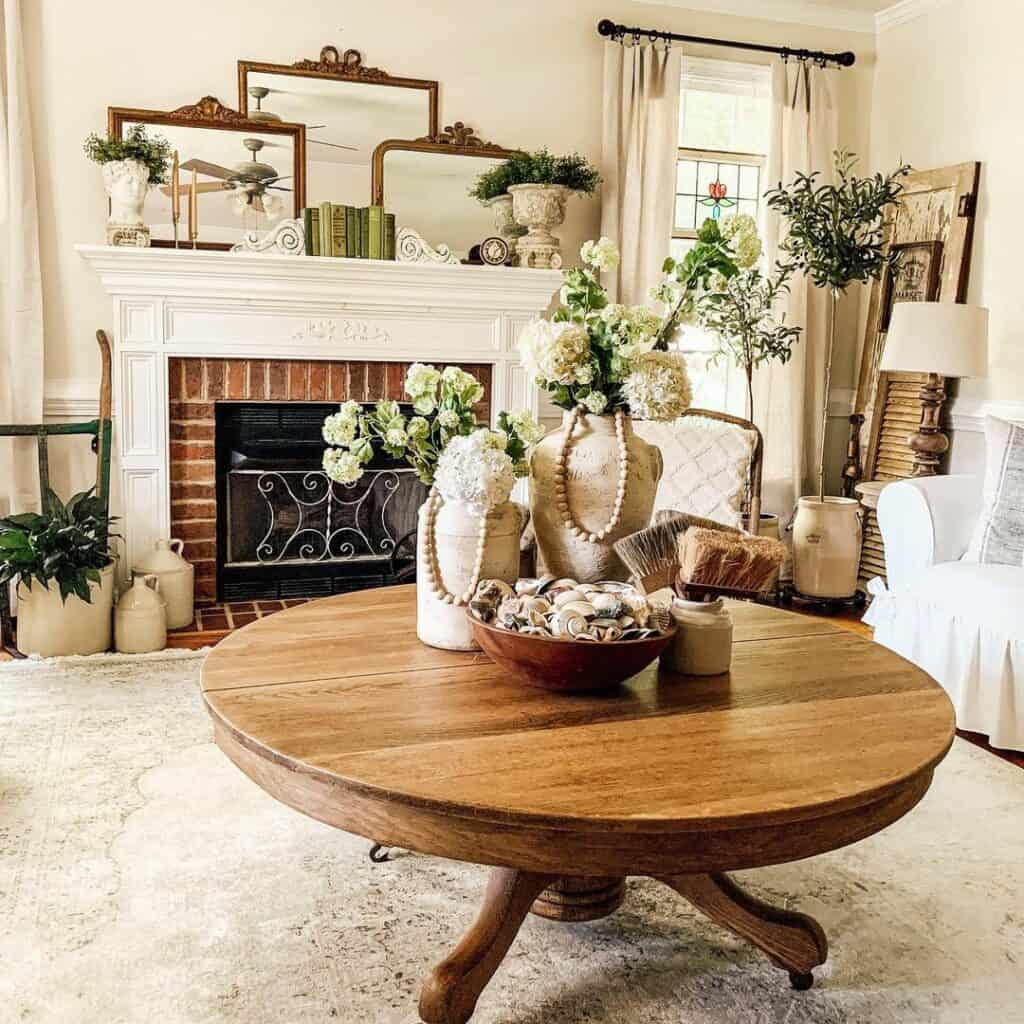 29 Summer Living Room Décor Ideas to Help Savor the Season