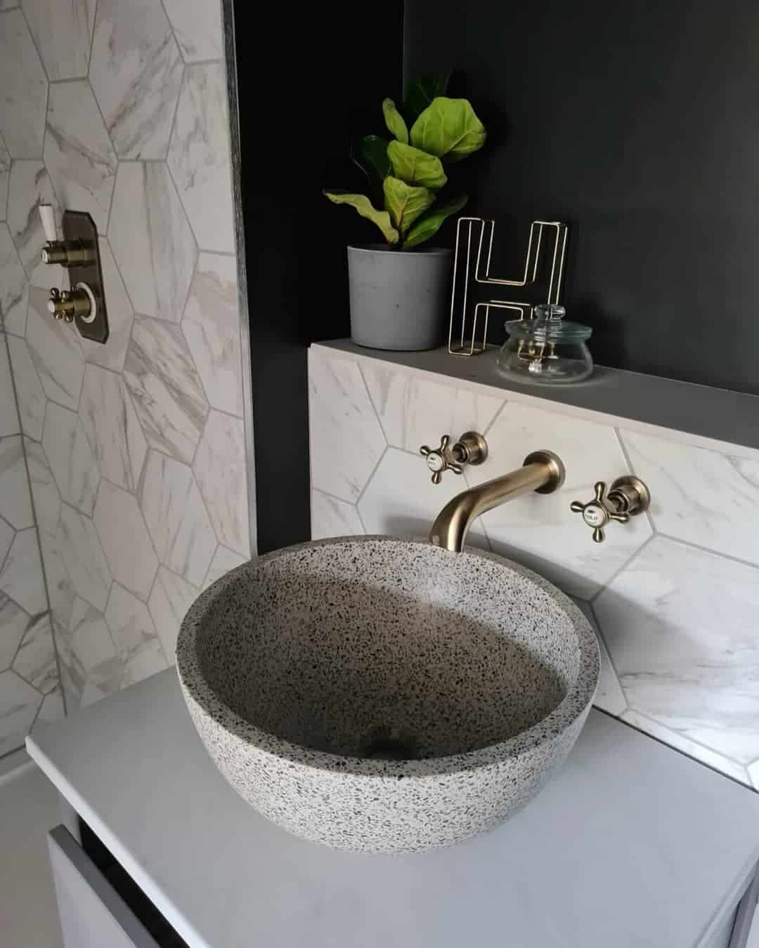 23 Marble Shower Ideas For a Luxury Bathroom Oasis