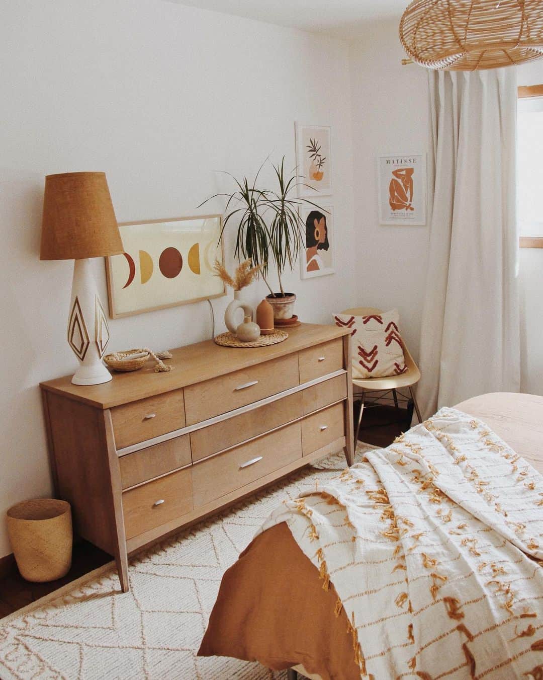 26 Beige Walls To Create a Calming Effect