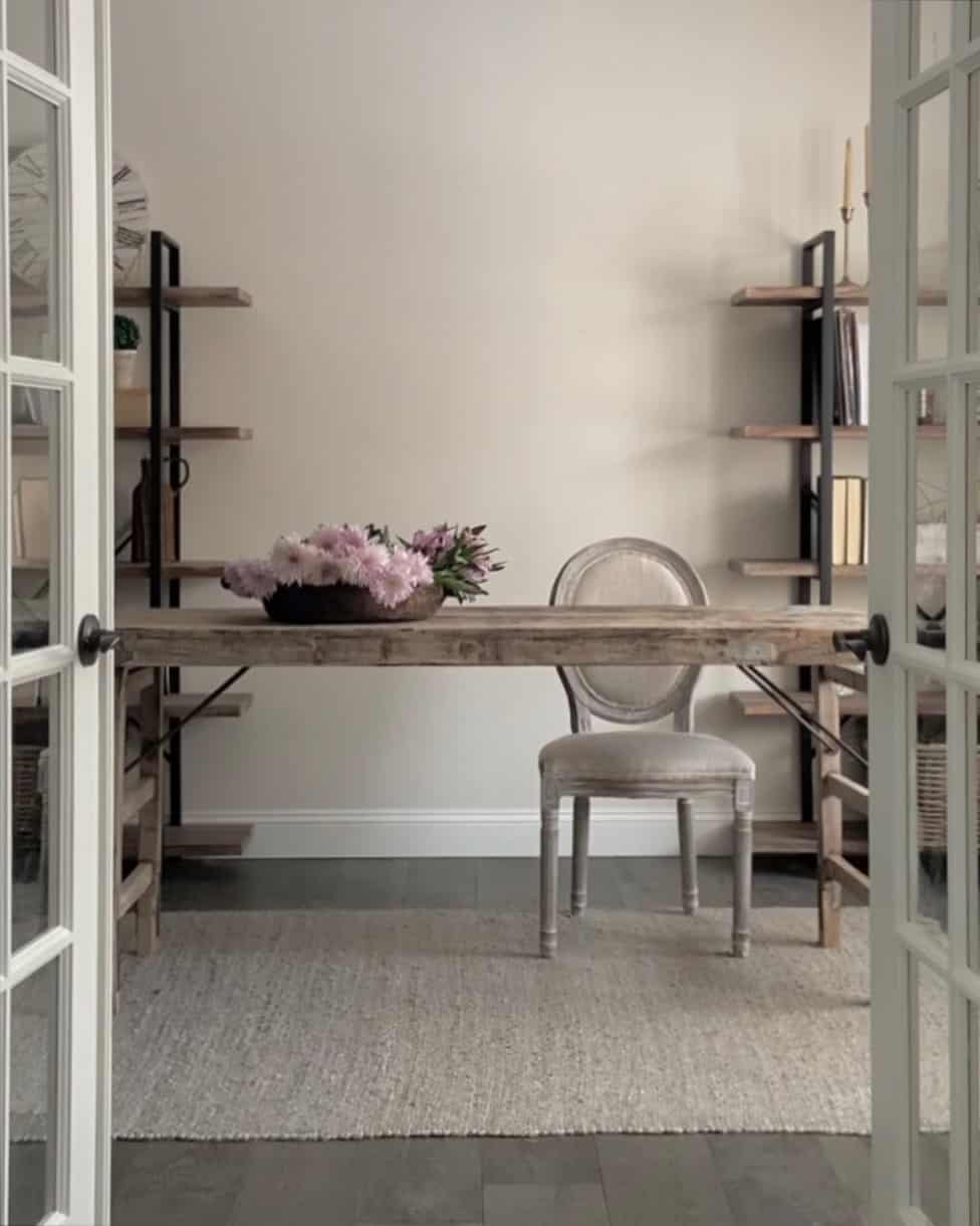 12 Pink Office Ideas You’ll Have a Crush On