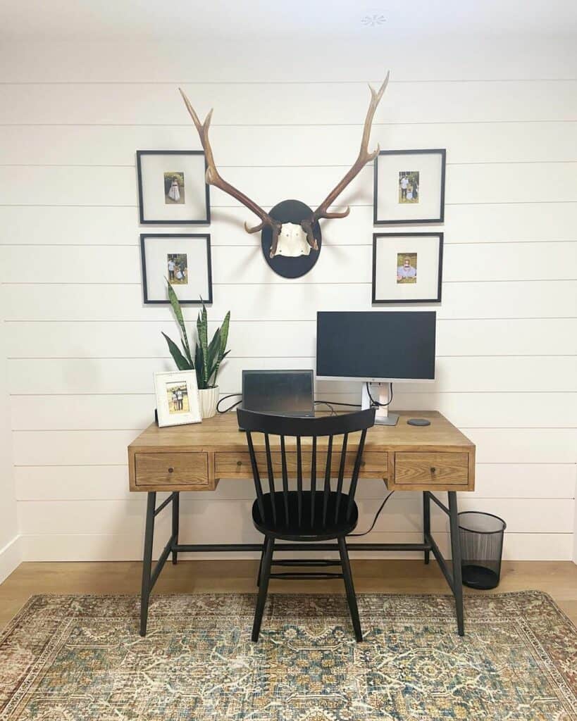 28 Perfect Computer Desk Ideas To Update Your Office