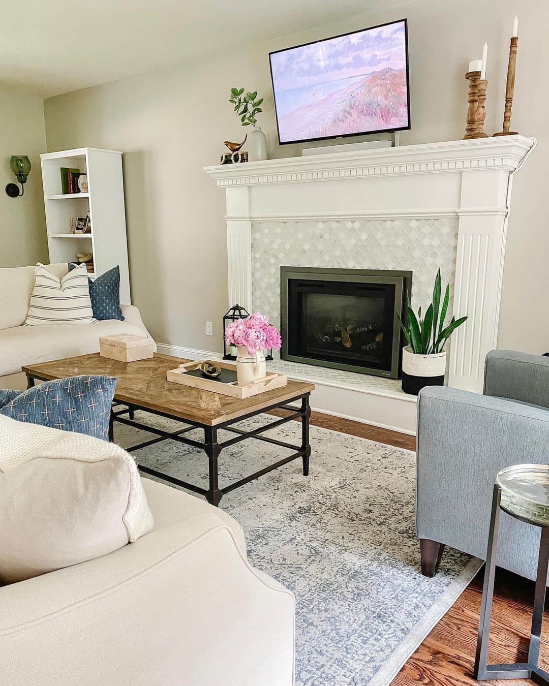 17 Rectangle Living Room Layouts to Spruce up Your Home