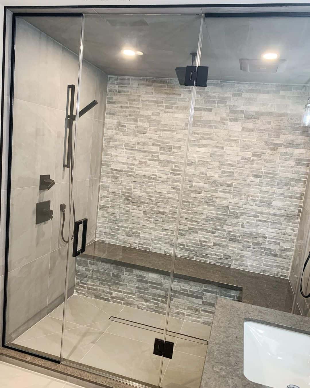 28 Modern Shower Tile Ideas That Will Revitalize Your Home
