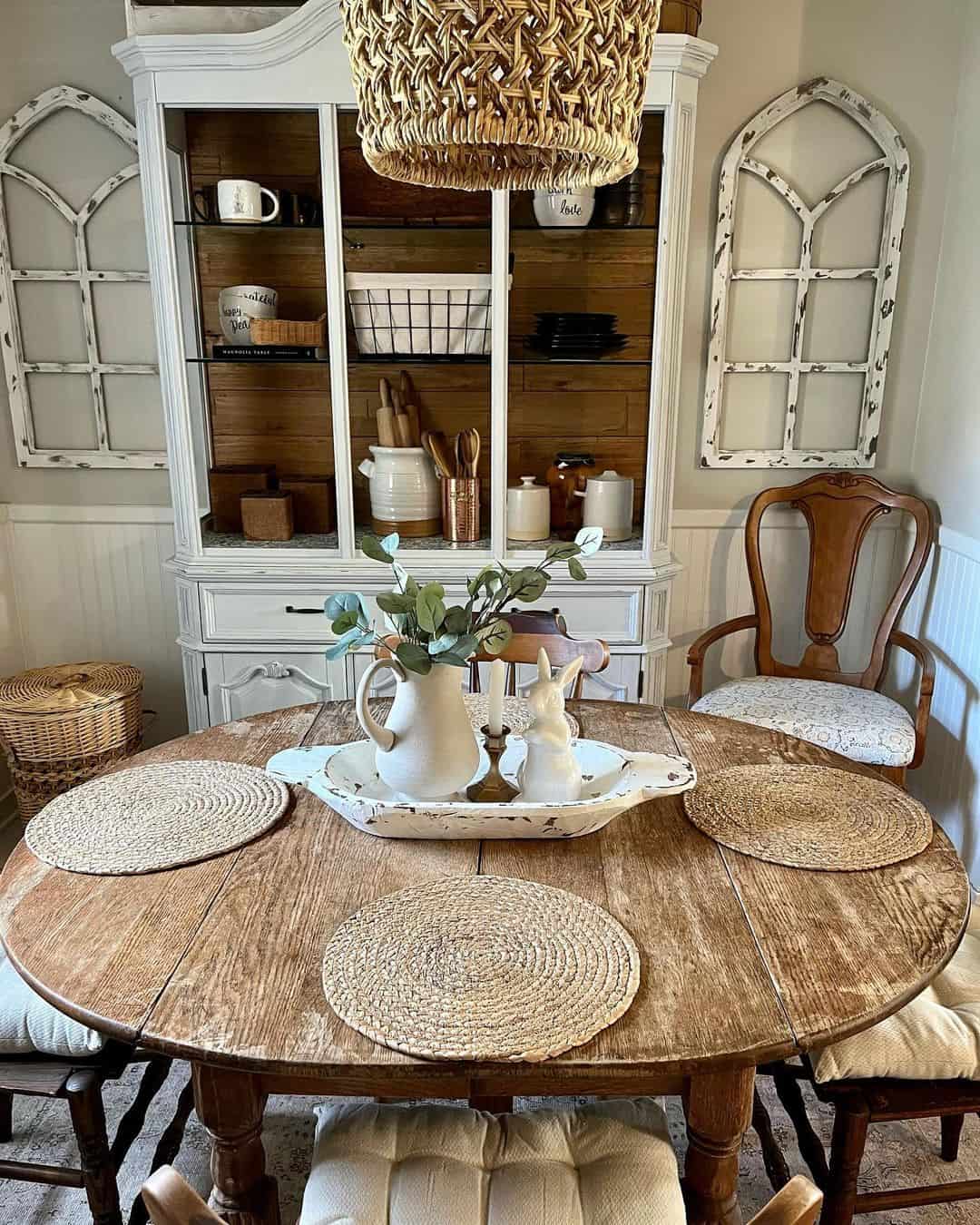 29 Small Dining Room Lighting Ideas for Superior Illumination