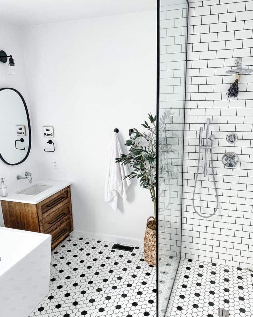 29 Small Bathroom Tile Ideas Perfect for Tight Spaces