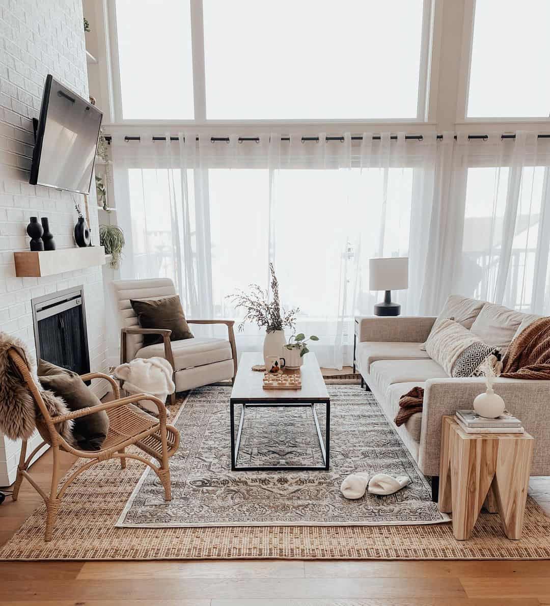 17 Rectangle Living Room Layouts to Spruce up Your Home