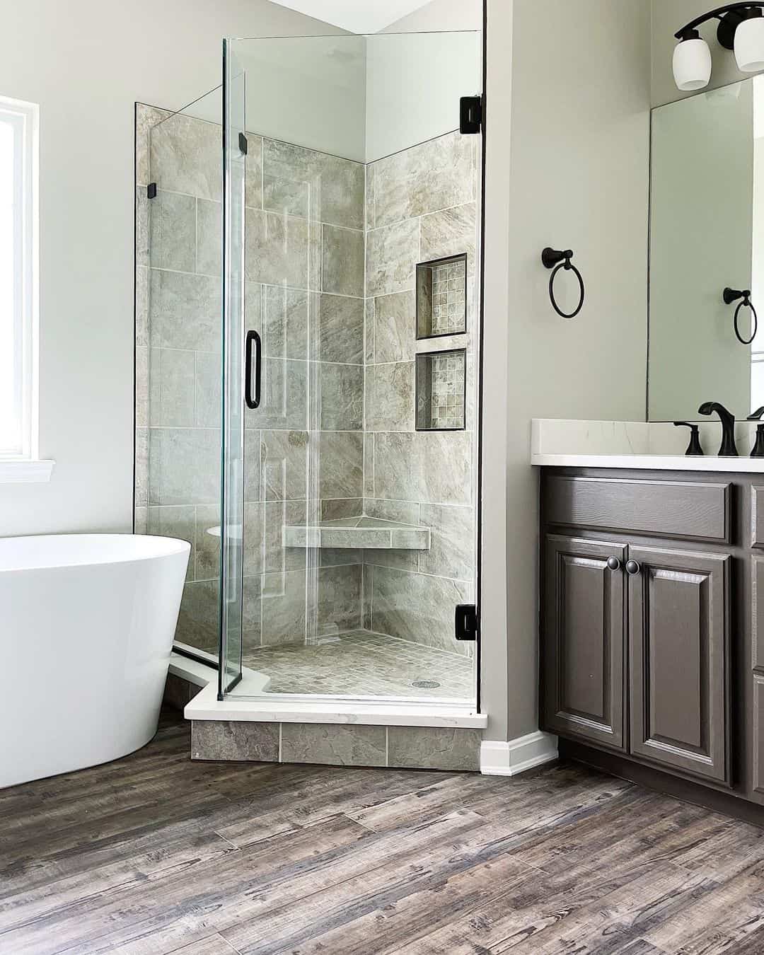 27 Small Bathroom Shower Tile Ideas that Make a Statement