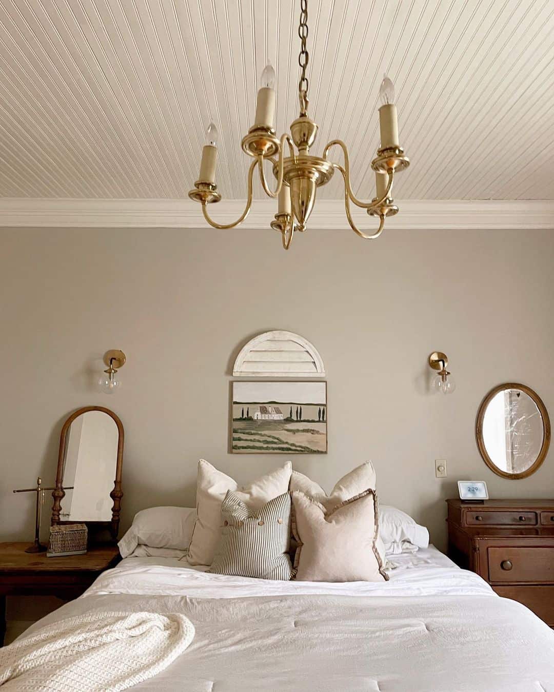 13 Beautiful Beadboard Ceiling Ideas for Your Home