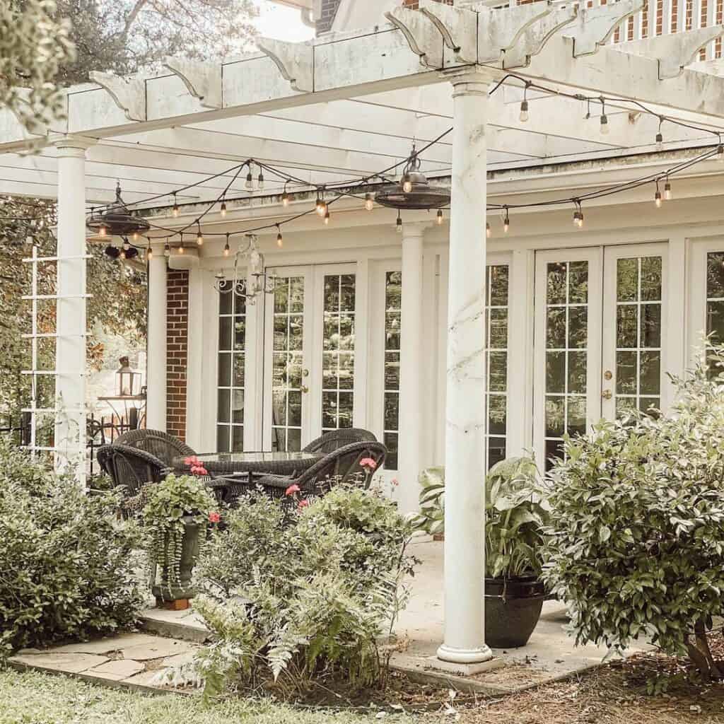 25 Pergolas Ideas To Cover Your Backyard This Summer