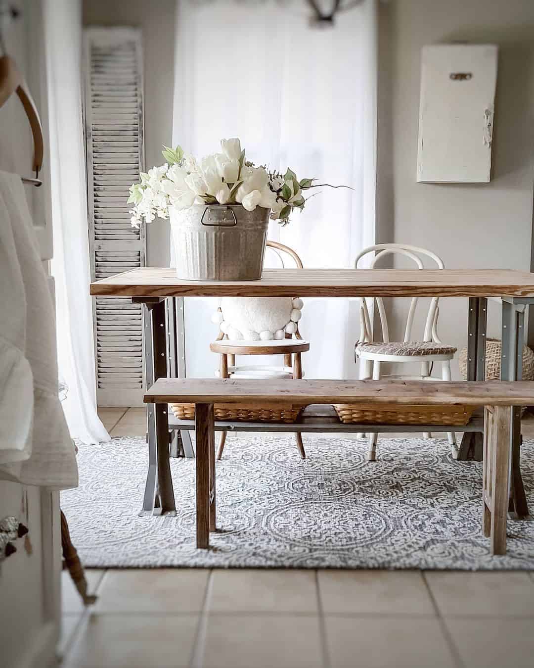 30 Serene Table Décor Examples for Your Entire Home