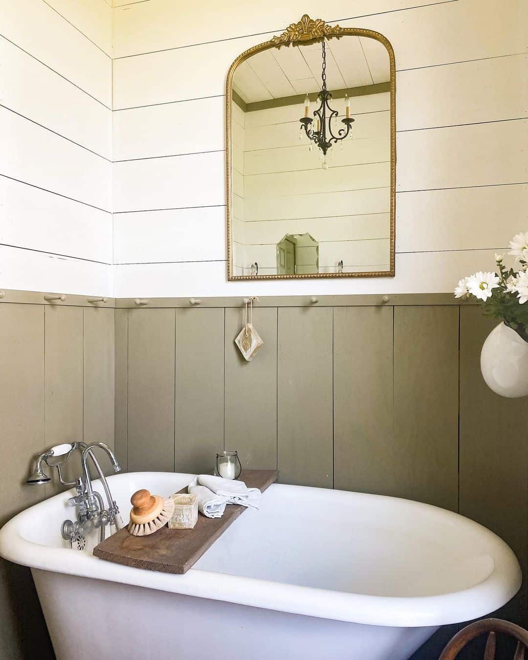 30 Bathroom Wall Ideas to Transform Your Space