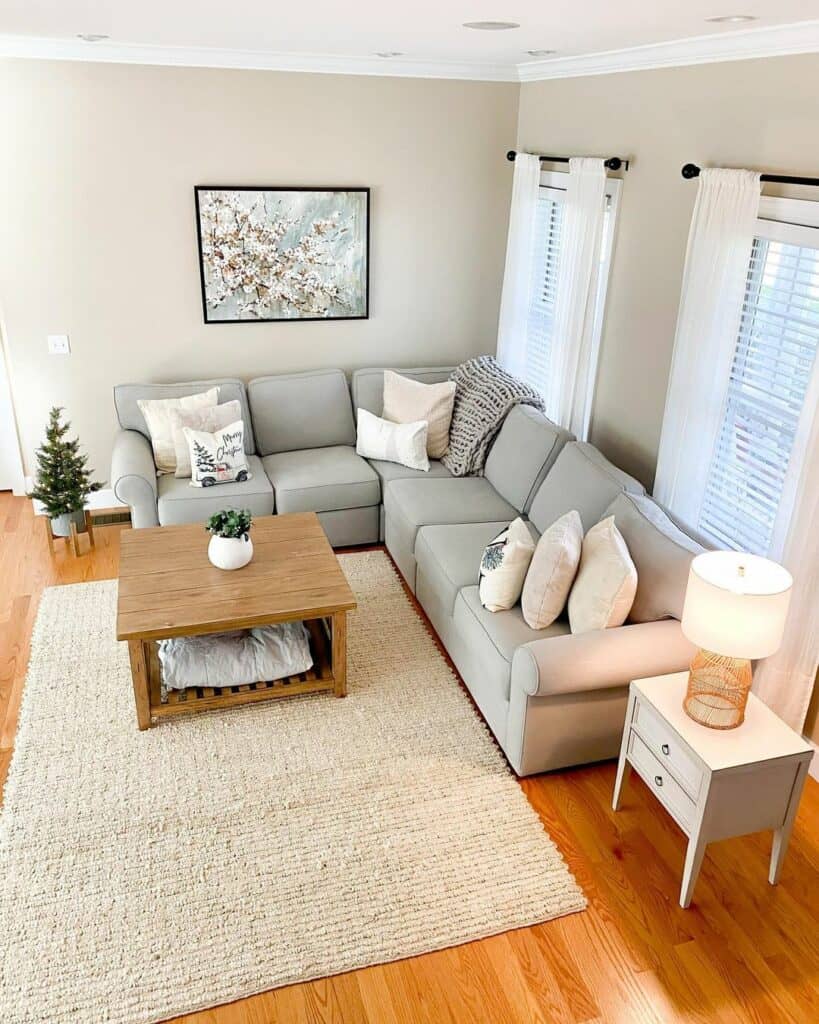 28 Clever Small Living Room Sectional Layout Ideas