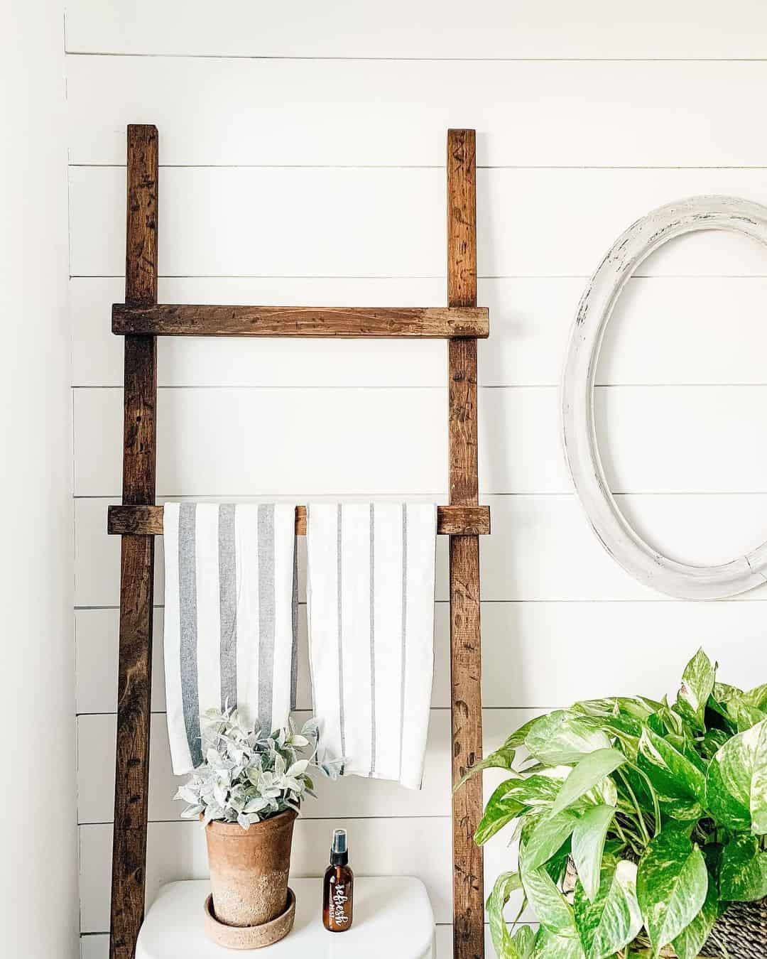 30 Bathroom Towel Holder Ideas To Keep Towels Within Reach