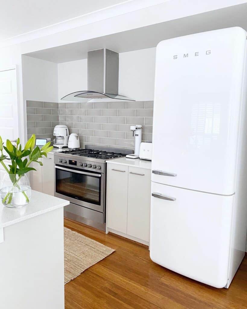 24 White Kitchen Appliances That Will Stand the Test of Time