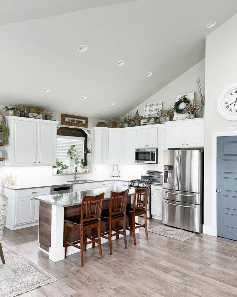 29 Kitchen Lighting Ideas for a Contemporary Space