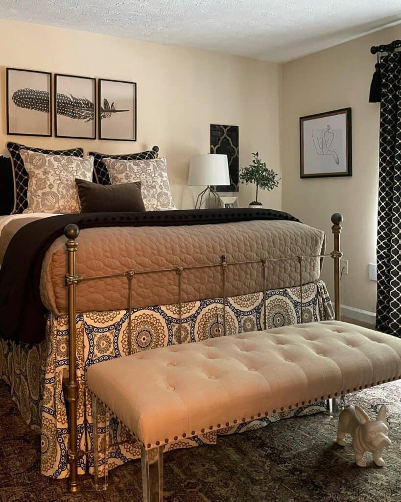 24 Striking Moody Bedrooms to Darken Your Aesthetic