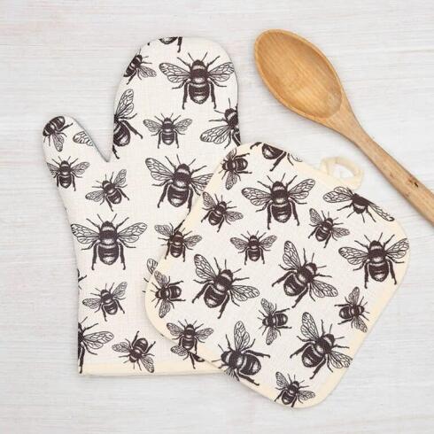 From Hive to Home: Honey Bee Kitchen Décor for Nature Lovers
